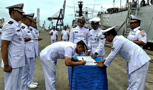Dua Komandan Unsur Satfib Koarmada I Diserahterimakan - News Metropol