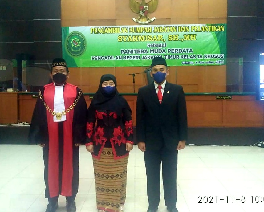 Resmi Syahmisar, SH, MH., Disumpah dan Dilantik Sebagai Panitera Muda ...
