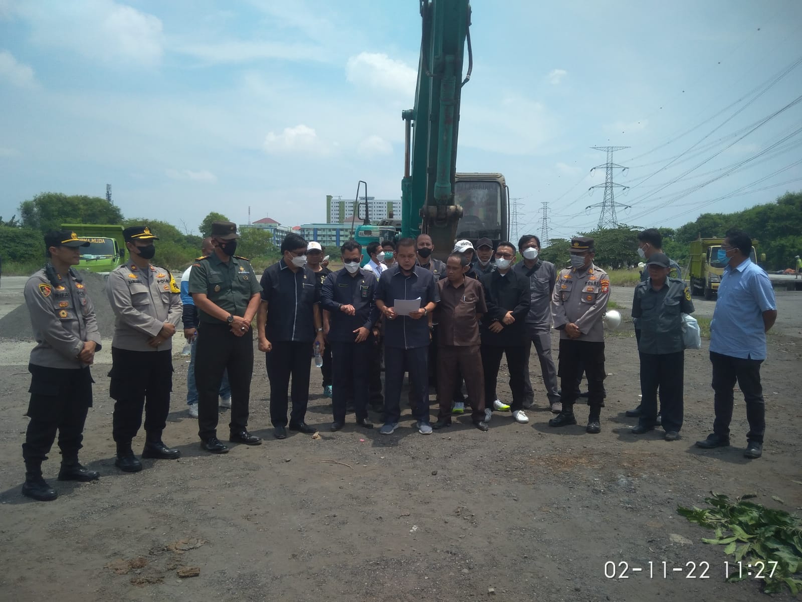 PN Jaktim Eksekusi Satu Bidang Tanah Yang Terletak di Cakung - NEWSMETROPOL